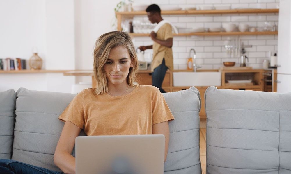 Home Worker - Hey! Broadband